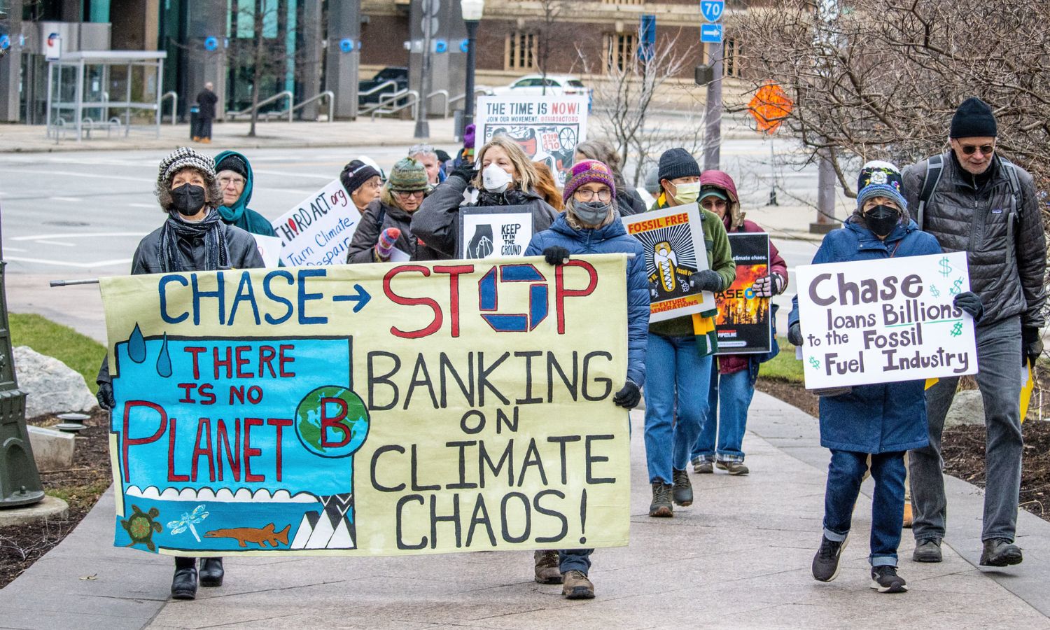 Memo to JPMorgan Chase Shareholders: Stop Banking on Climate Chaos ...